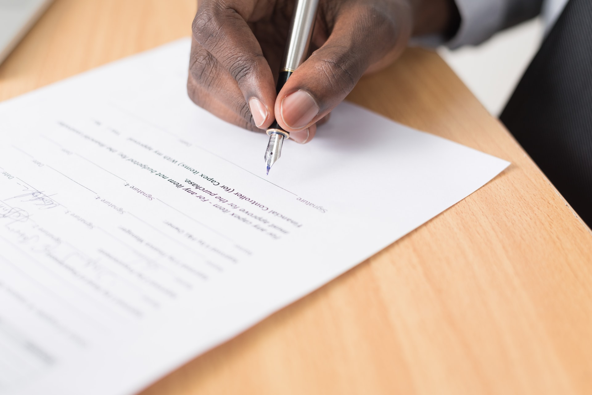 Types of Employment Contract in the UK - Understanding Rights