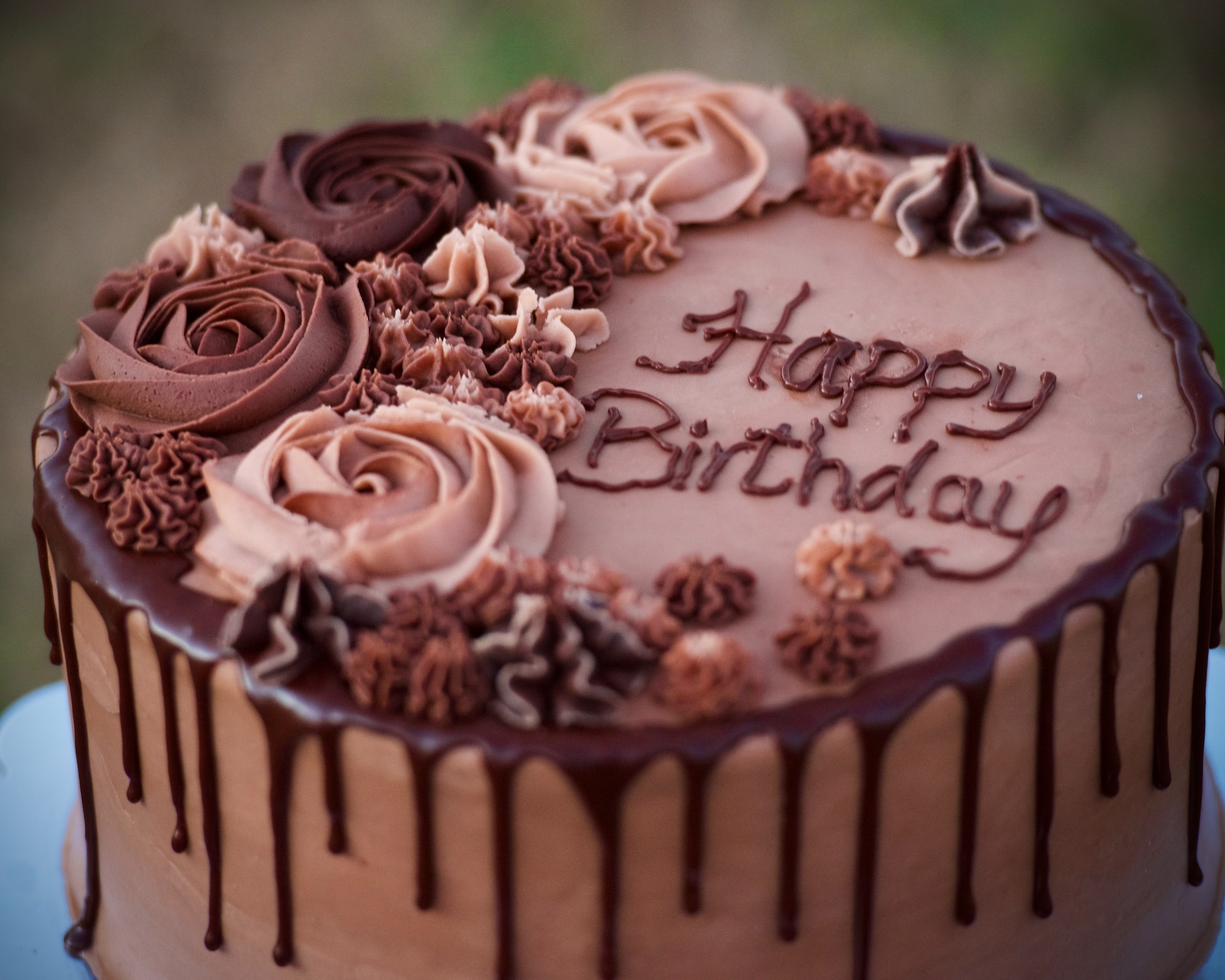 Best Birthday Gift Ideas for Colleagues - Pick a Perfect Present!